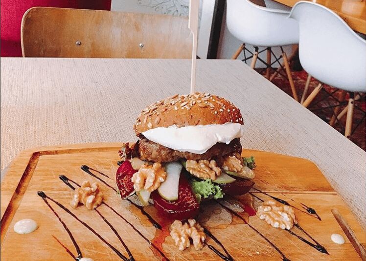 De allerlekkerste (kinder)burgers eet je bij Ingeburgerd in Zwolle